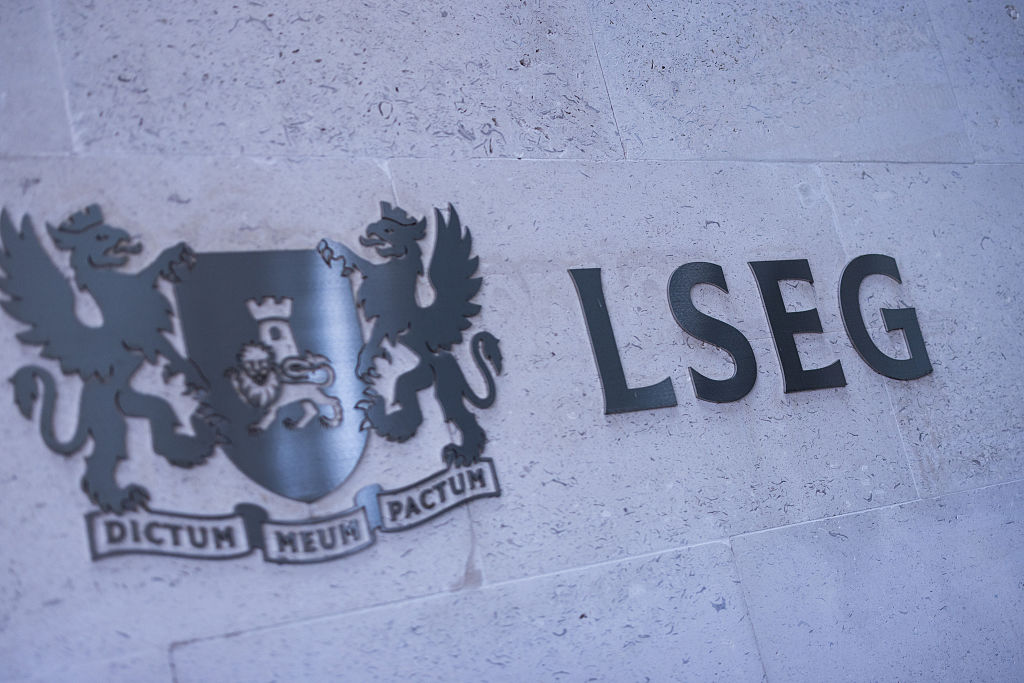 London’s Incredible Shrinking Stock Market - Articles - Advisor ...