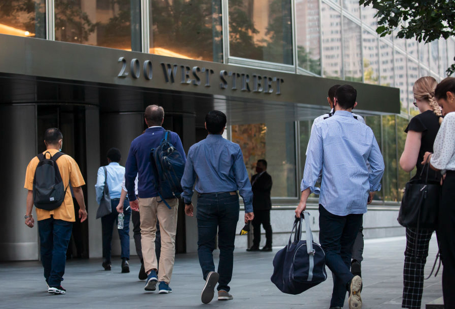 Wall Street Interns Are Safe From AI. Here’s Why - Articles - Advisor Perspectives